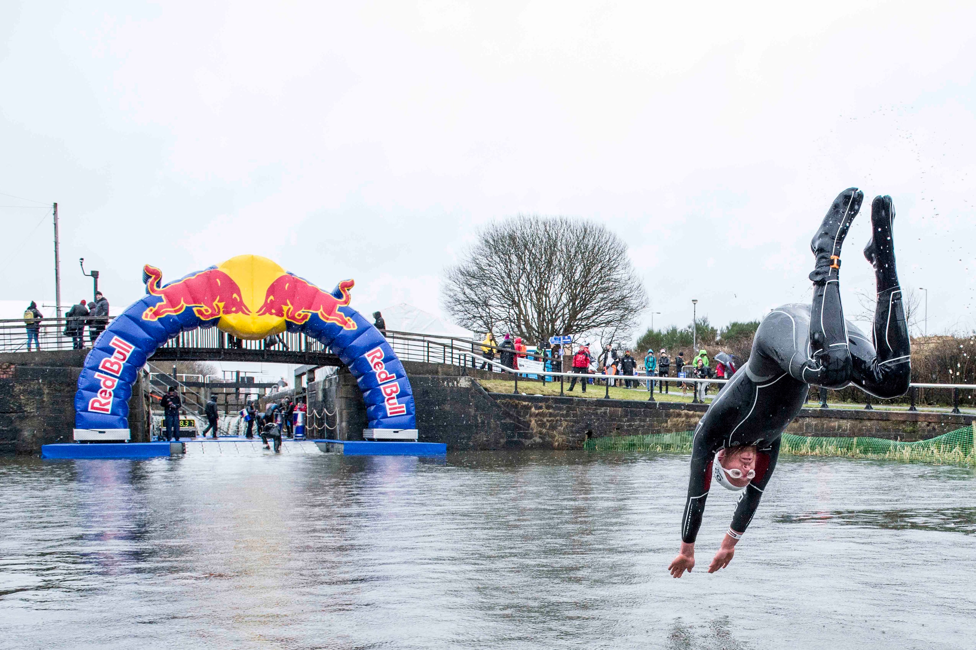 Red Bull Neptune Steps 2018 #dryrobeterritory – Dryrobe®