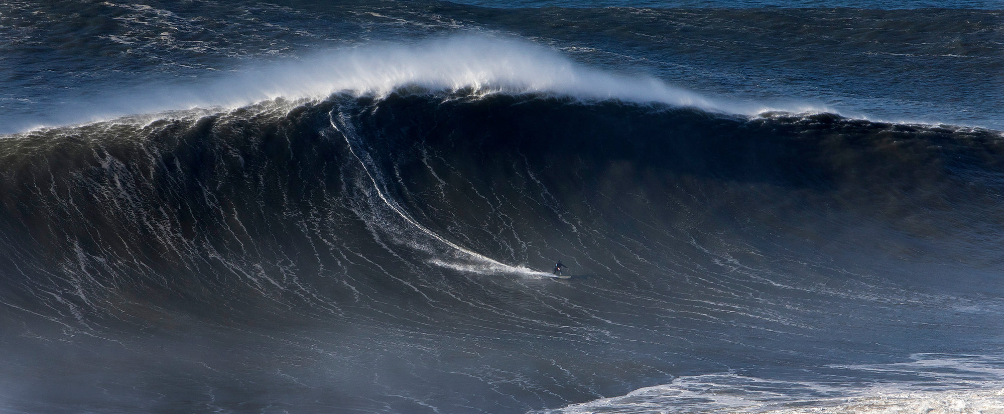Andrew Cotton | Big Wave Surfer | Team dryrobe – Dryrobe®