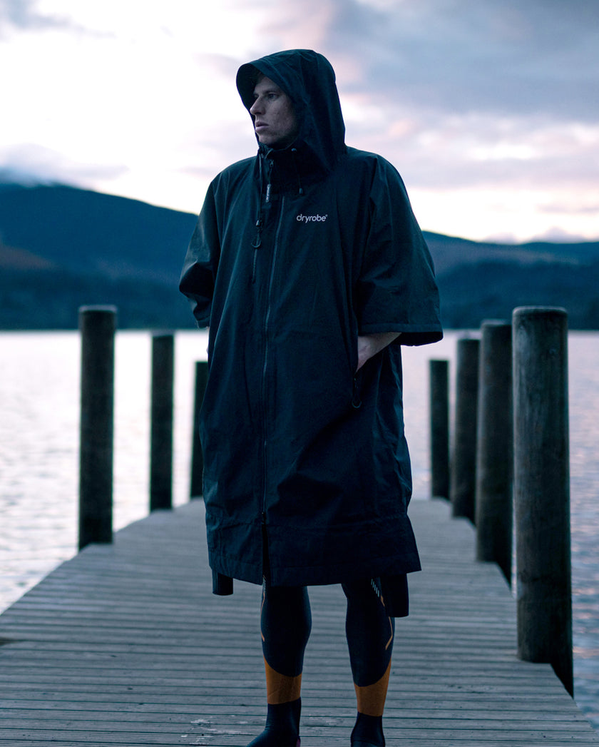 Black Lite Changing Robe | Dryrobe® – dryrobe
