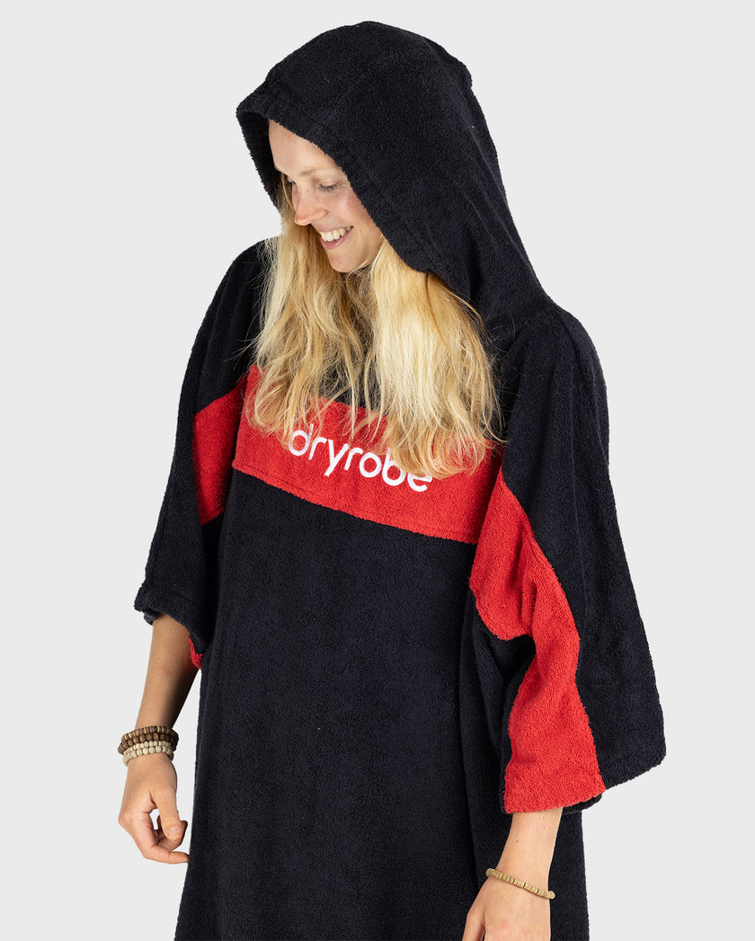 Black Red Organic Towel Changing Robe - REMIX | Dryrobe®