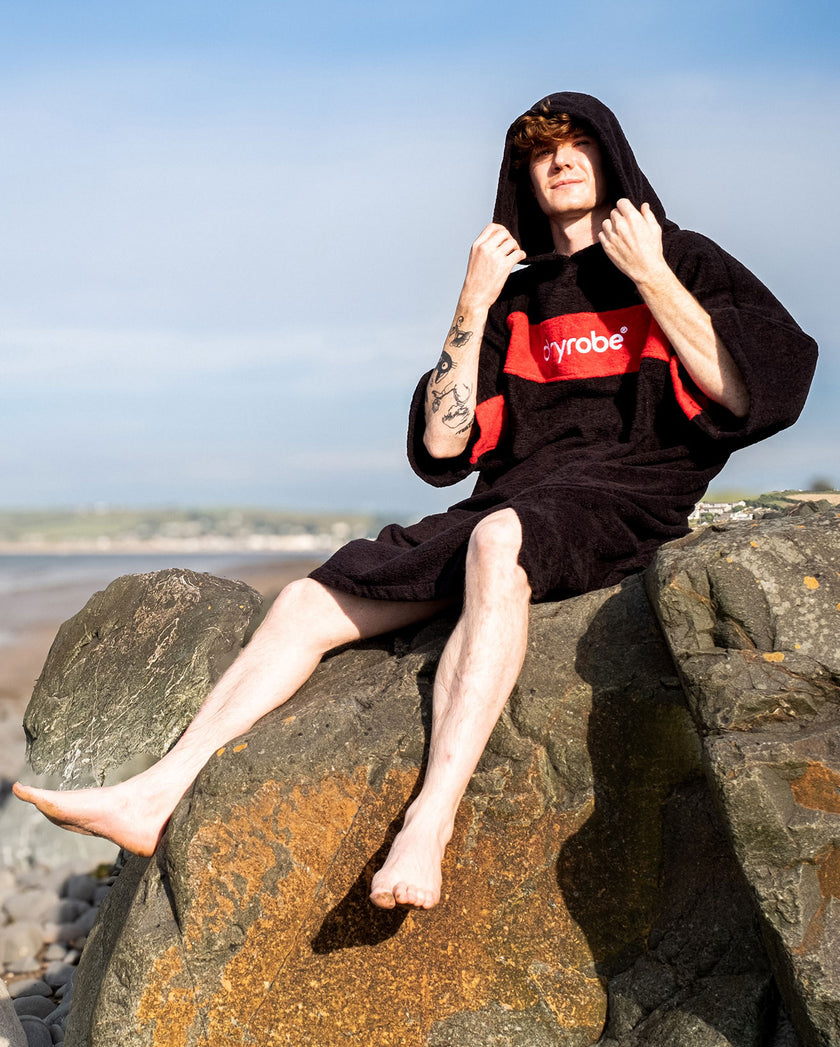Black Red Organic Towel Changing Robe - REMIX | Dryrobe®