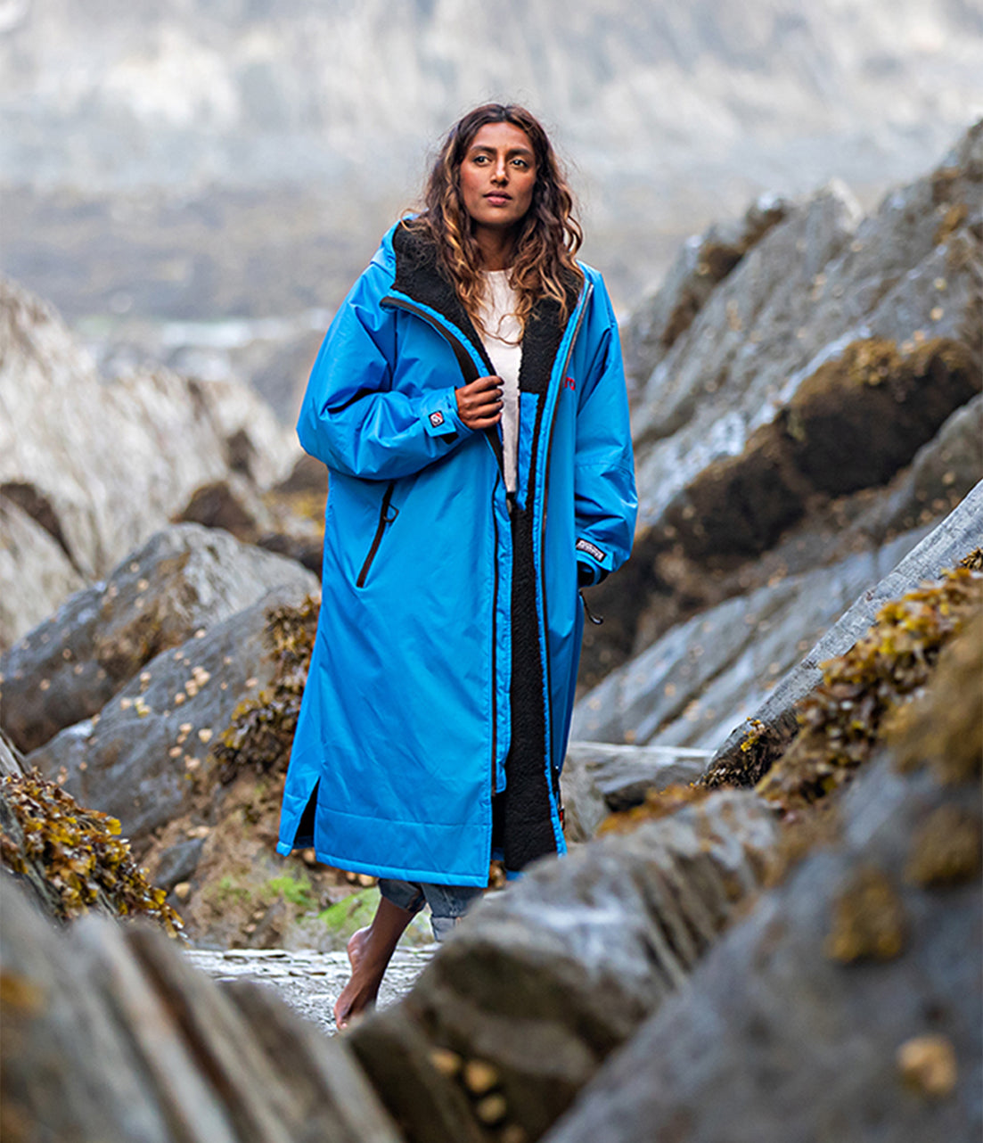 Long Sleeve Changing Robes | dryrobe® Advance