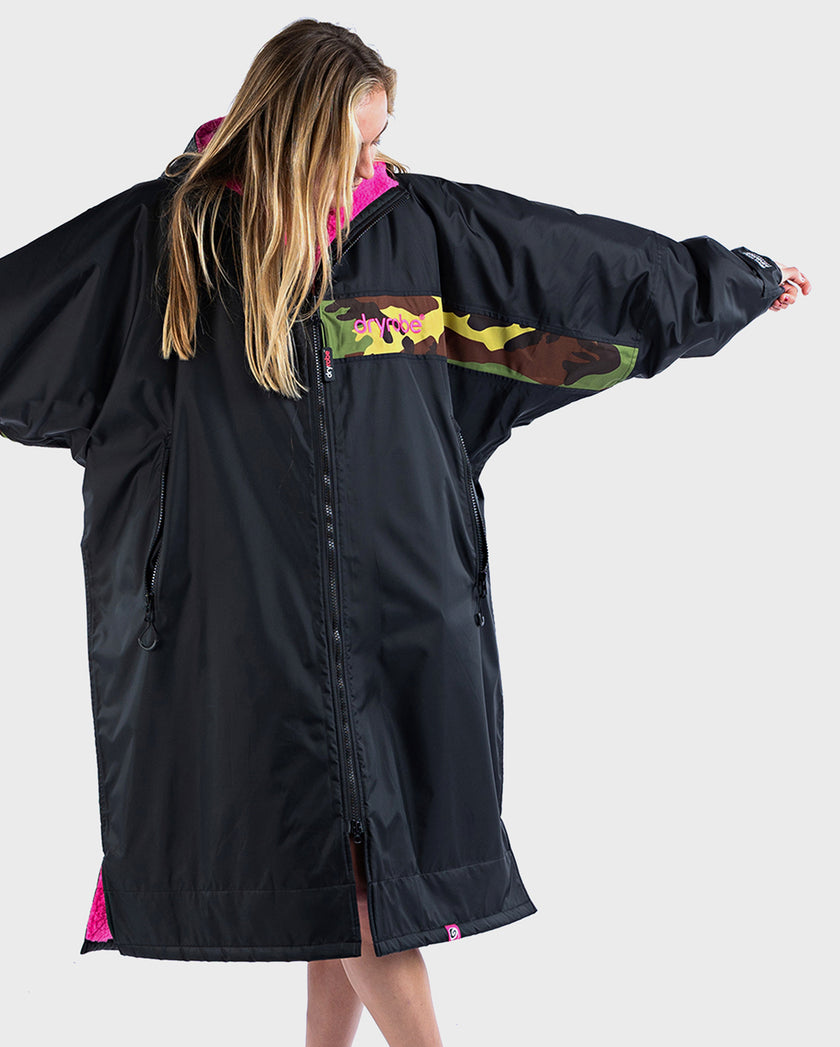 Black Pink Camo Long Sleeve Advance Changing Robe - REWORK | Dryrobe®