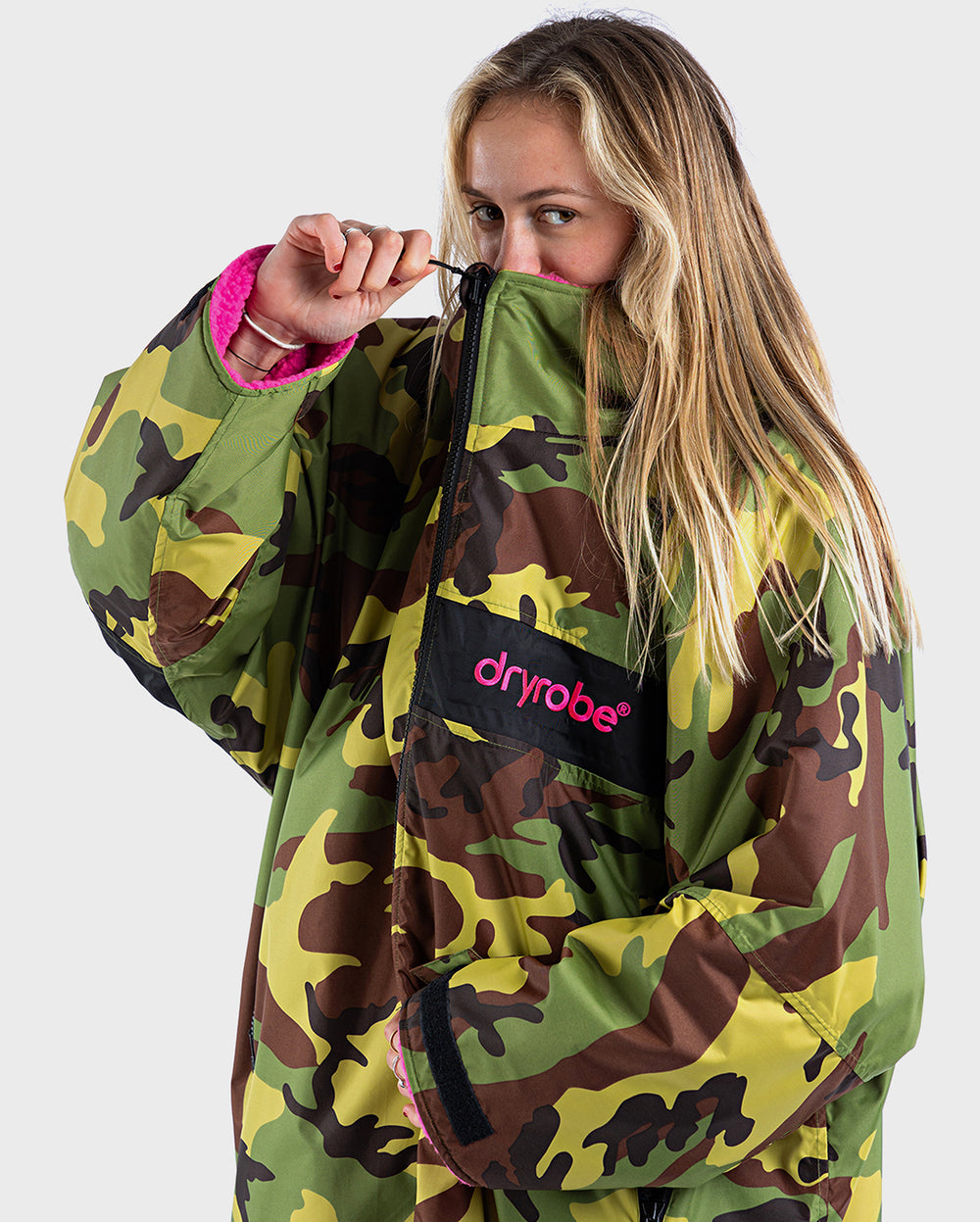 Camo Pink Black Long Sleeve Advance Changing Robe - REWORK | Dryrobe®