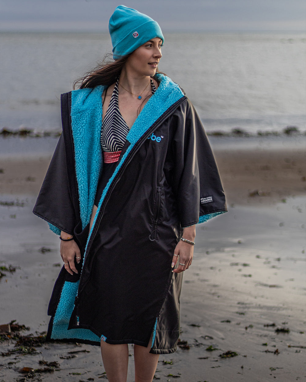 Black Blue Easy-Fit Adult Changing Robe | Dryrobe®