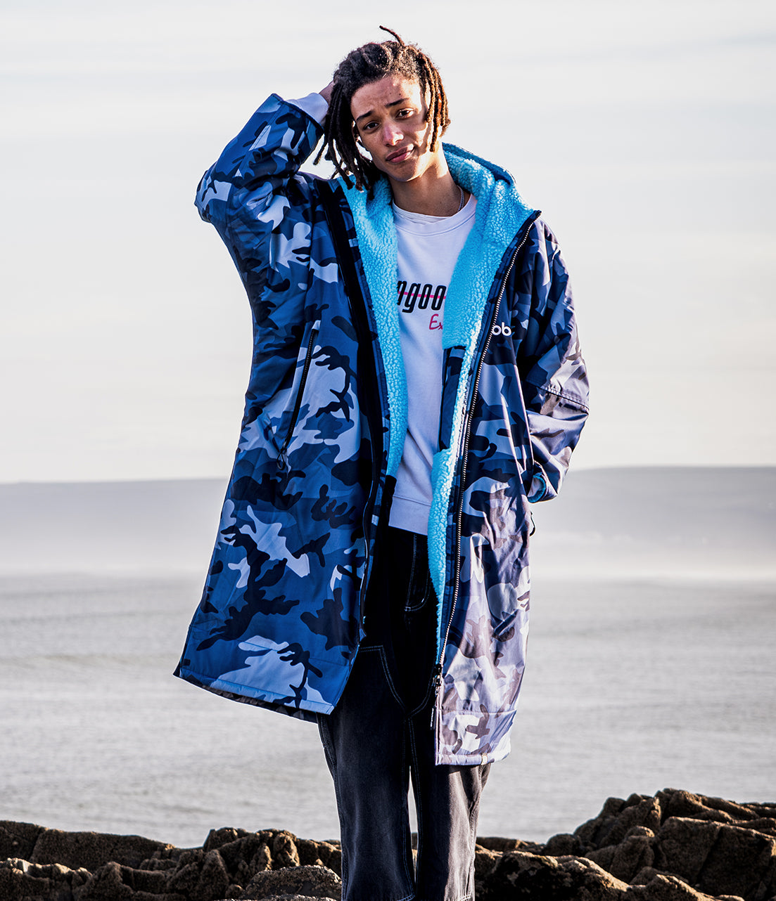Long Sleeve Changing Robes | dryrobe® Advance