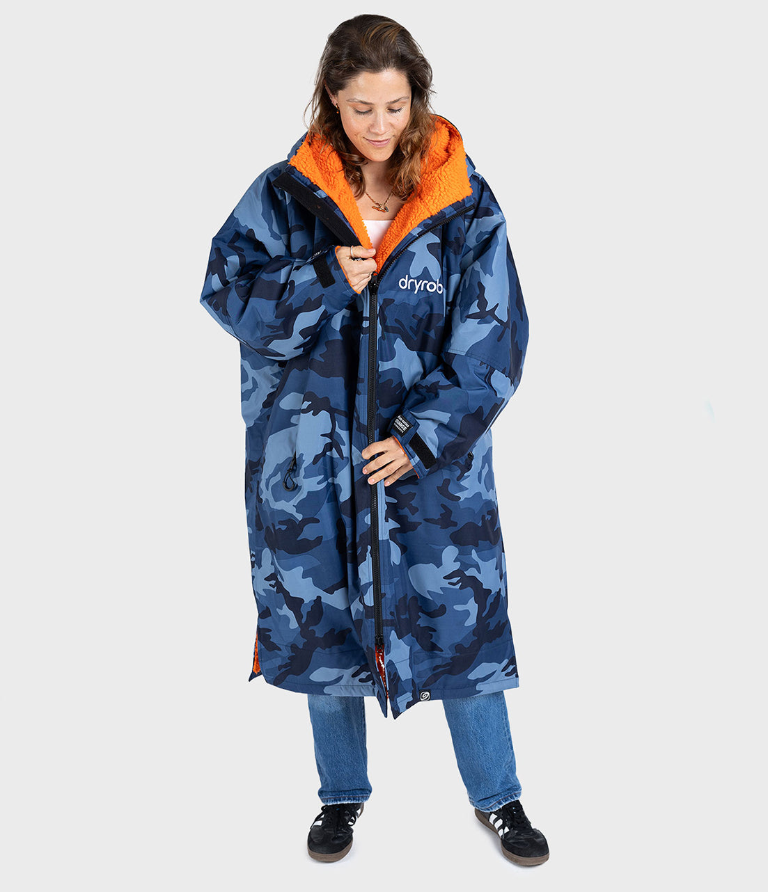 Long Sleeve Changing Robes | dryrobe® Advance