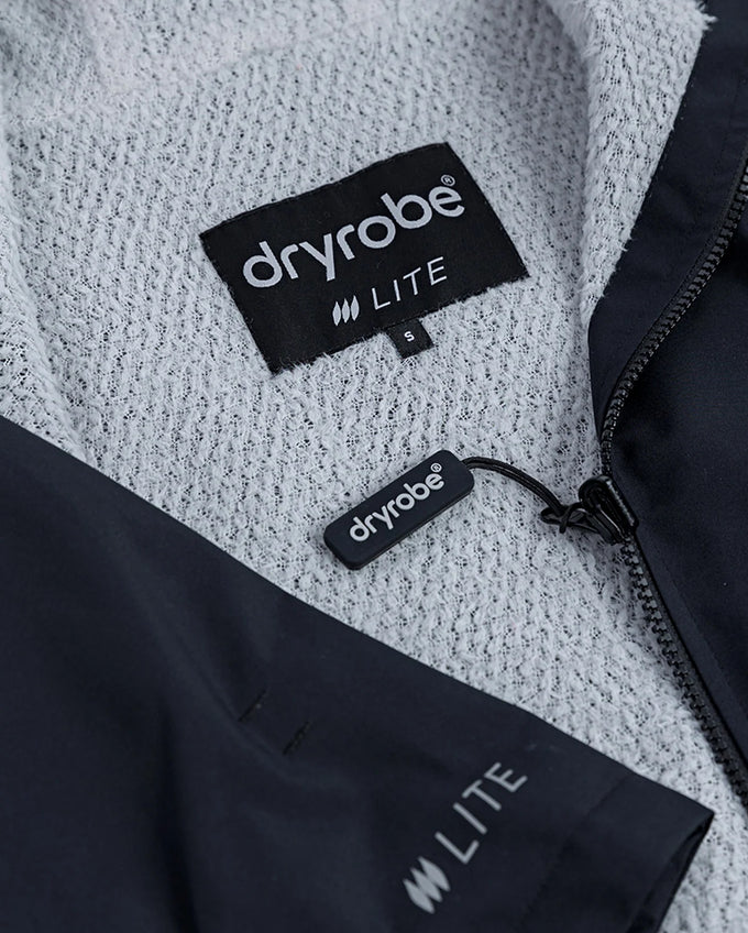 Black Lite Changing Robe | Dryrobe® – dryrobe