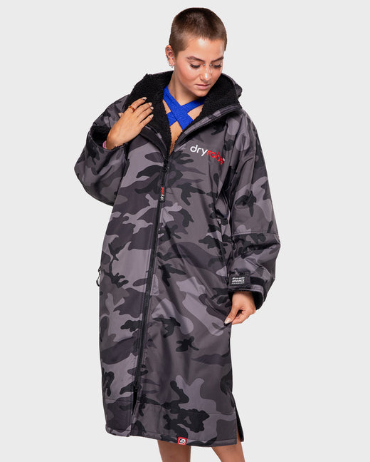 dryrobe® Advance Long Sleeve Changing Robe - Camo/Black