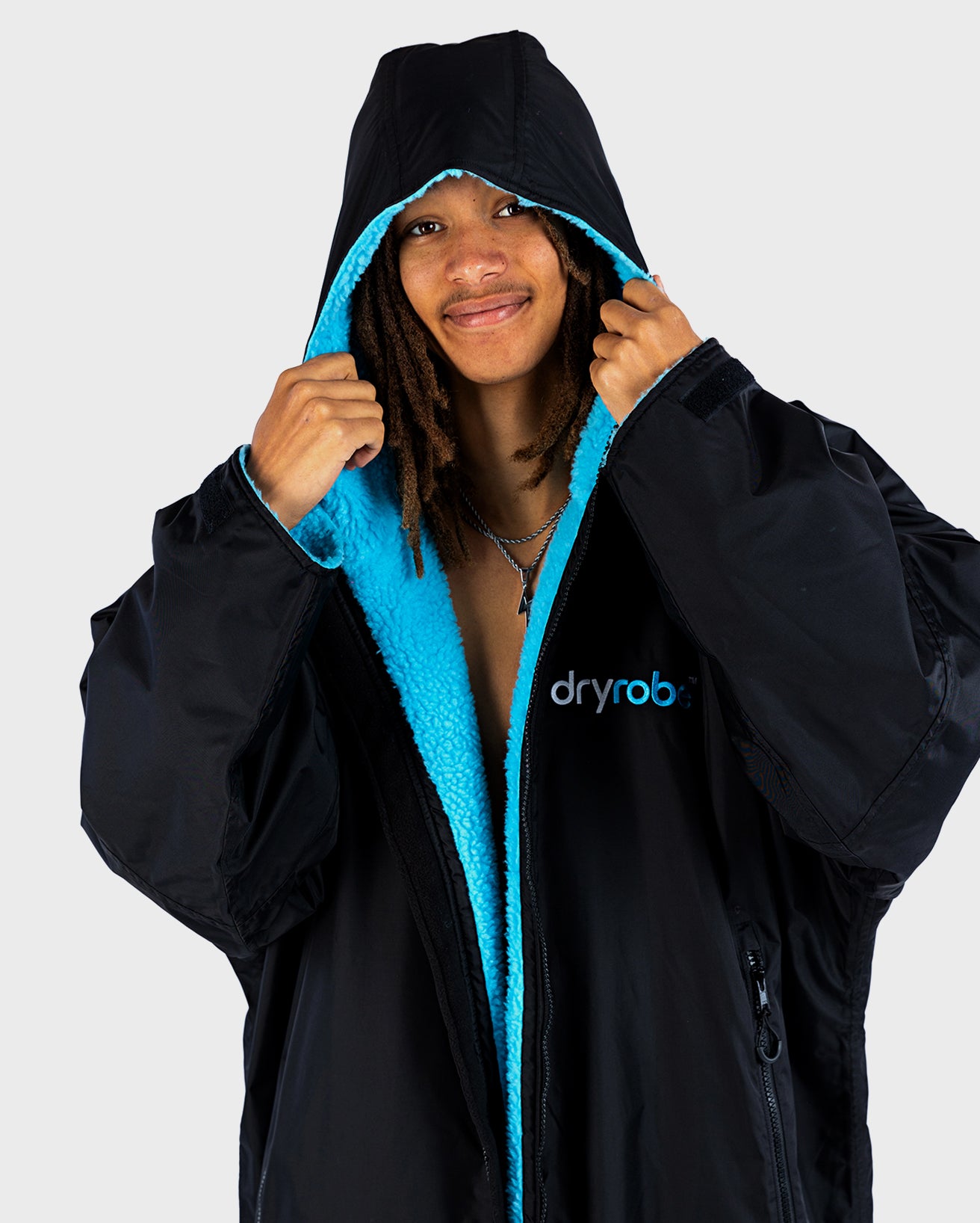 dryrobe® Advance Long Sleeve Changing Robe - Black/Blue