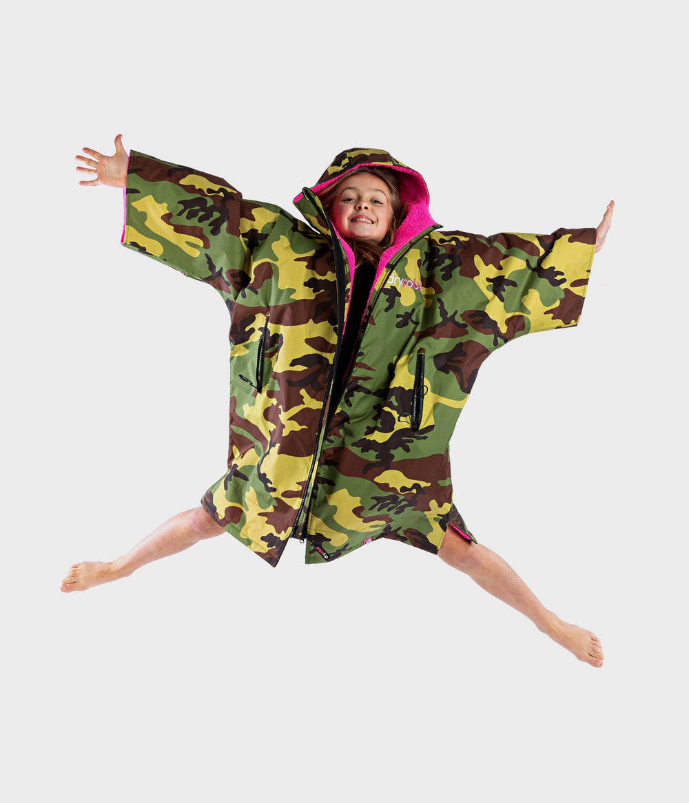 Camo Pink Easy-Fit Kids Advance Changing Robe | Dryrobe®